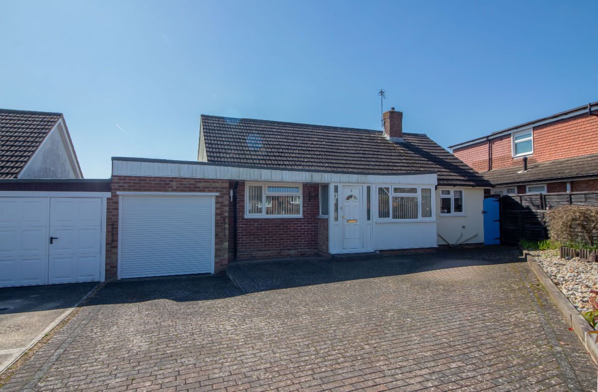 Beech Way, Horndean, PO8 9DF | A.J.Eyre and Sons